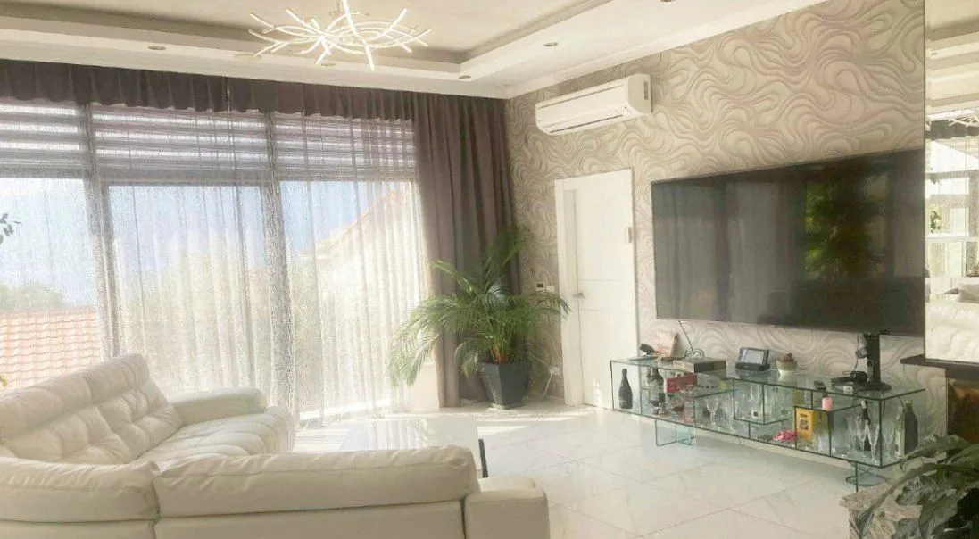 Prodaja, kuća, 428m2, Orahovac, Kotor | Estitor